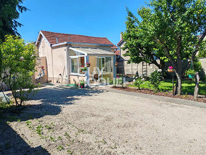 Maison 4 pièces à vendre à Troyes, Charmilles