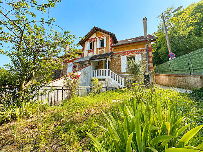 Villeneuve-Saint-Georges, Fort - Maison 4 pièces à vendre