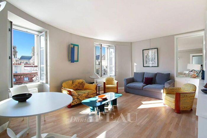 Appartement à louer - Odéon, Paris ème arrondissement - 2 pièces - 1 chambre