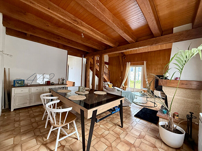 Maison à vendre - La Ville-aux-Dames - 5 pièces - 3 chambres