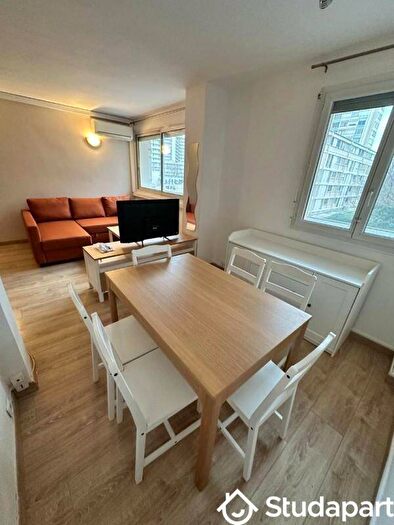 Appartement à louer - Sainte Marguerite, Marseille ème arrondissement - 1 pièce - 1 chambre