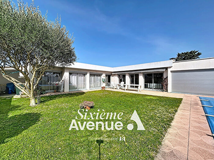 Maison à vendre - Meyzieu, Sud Est - 4 pièces - 3 chambres