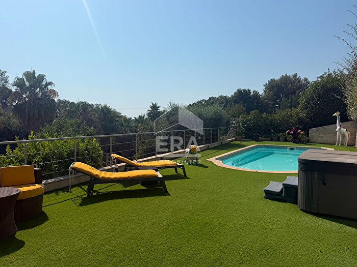 Maison 7 pièces à vendre à Cagnes-sur-Mer, Pain de Sucre, Caucours
