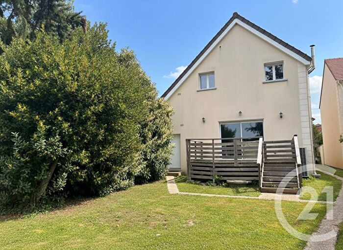 Brunoy, Nord : Maison 7 pièces à vendre