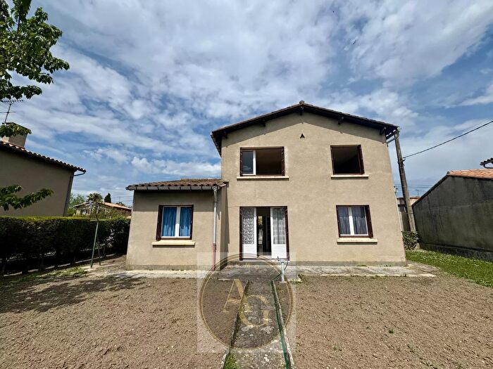 Maison 4 pièces à Labastide-d'Anjou, à vendre