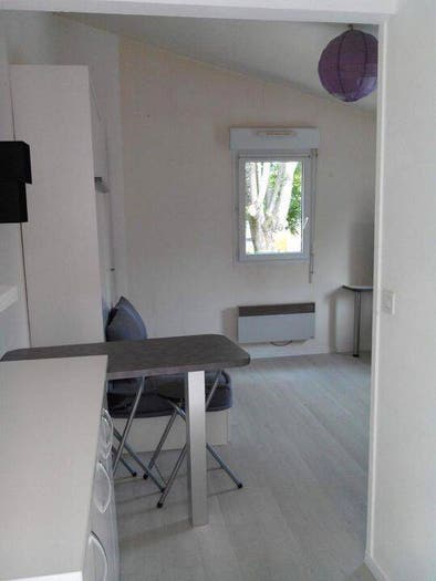 Montbernage-Pont Neuf, Poitiers : Appartement 1 pièce à louer