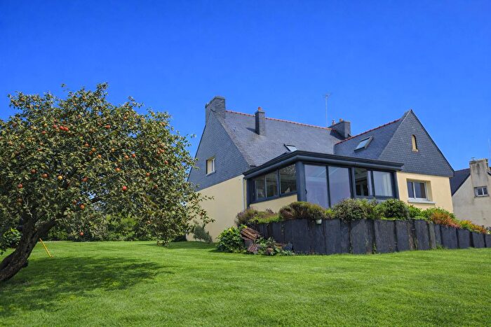 Maison à vendre - Pont-Scorff - 6 pièces - 4 chambres