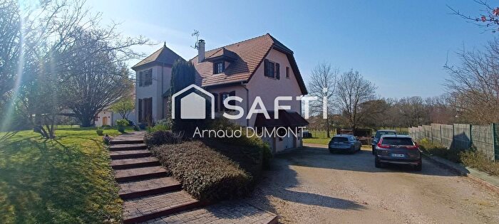 Maison à vendre - Louhans - 6 pièces - 5 chambres