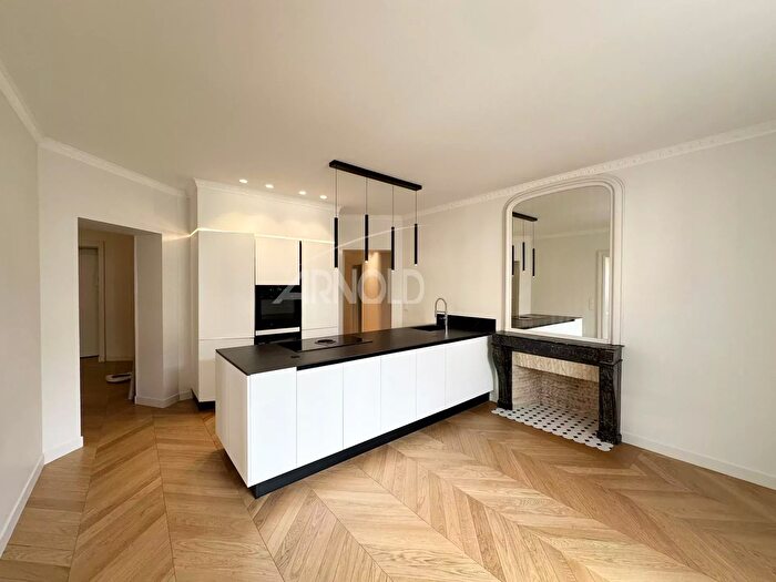 Appartement à louer - Nantes, Centre-ville - 5 pièces - 3 chambres