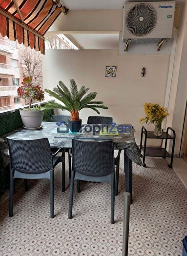 Appartement à louer - Juan-les-Pins, Antibes - 1 pièce