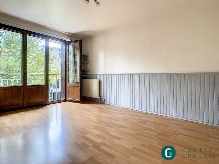Laurier-Merande, Chambéry : Appartement 1 pièce à louer