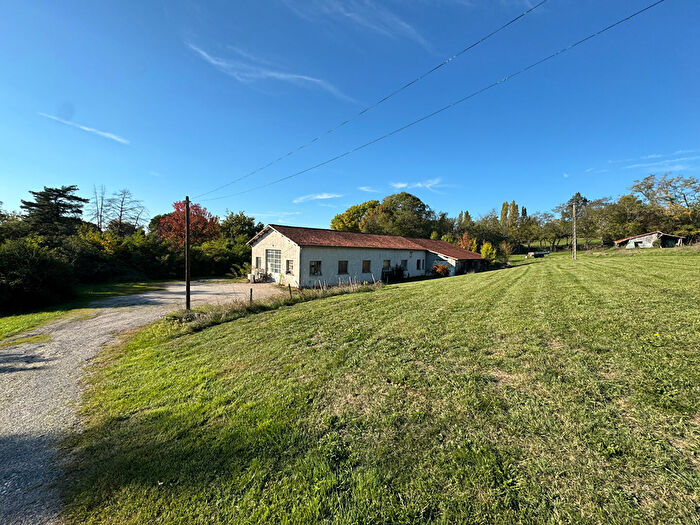 Maison à vendre - Villeneuve-sur-Lot, Zone rurale Nord - 2 pièces - 2 chambres