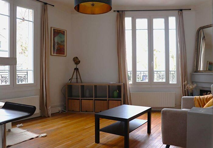 Appartement à louer - Viroflay - 2 pièces - 1 chambre