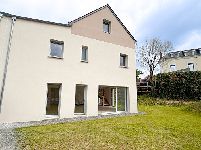 Les Ponts-de-Cé : Maison 6 pièces à vendre