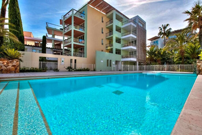 Appartement à vendre - Antibes, Coeur de ville - 2 pièces - 1 chambre