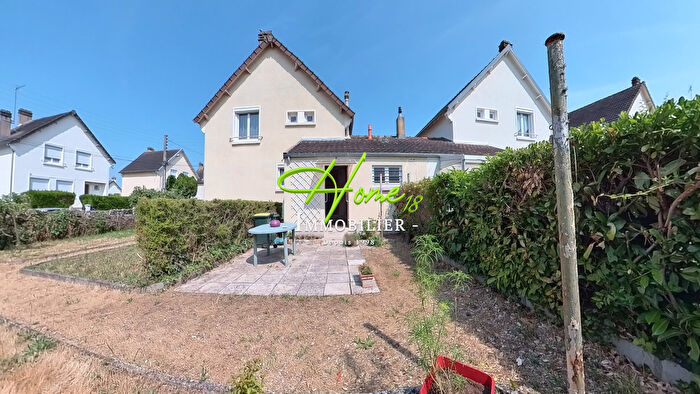 Maison à vendre - Bourges, Chancellerie, Gibjoncs, Moulon - 5 pièces - 3 chambres