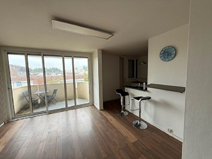 Appartement à louer - Élancourt, Les Nouveaux Horizons, Les Mares - 1 pièce