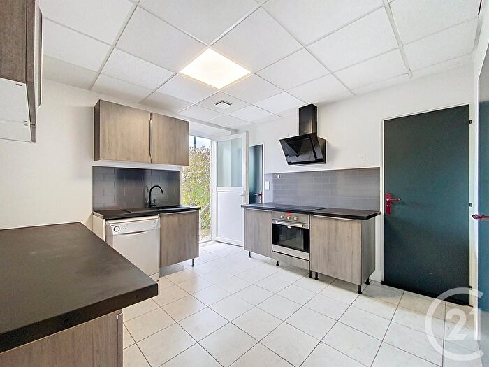 Lure : Maison 4 pièces à louer