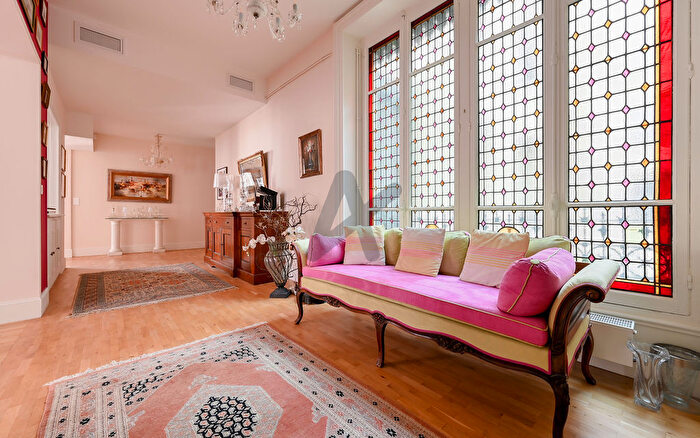 Lyon 2ème, Cordeliers Bellecour : Appartement 4 pièces à vendre
