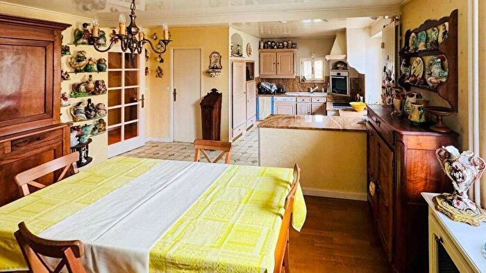 Appartement à vendre - Ferney-Voltaire - 4 pièces - 2 chambres