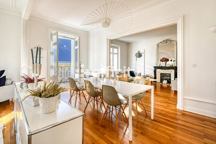 Appartement 6 pièces à Nantes, Centre-ville, à vendre