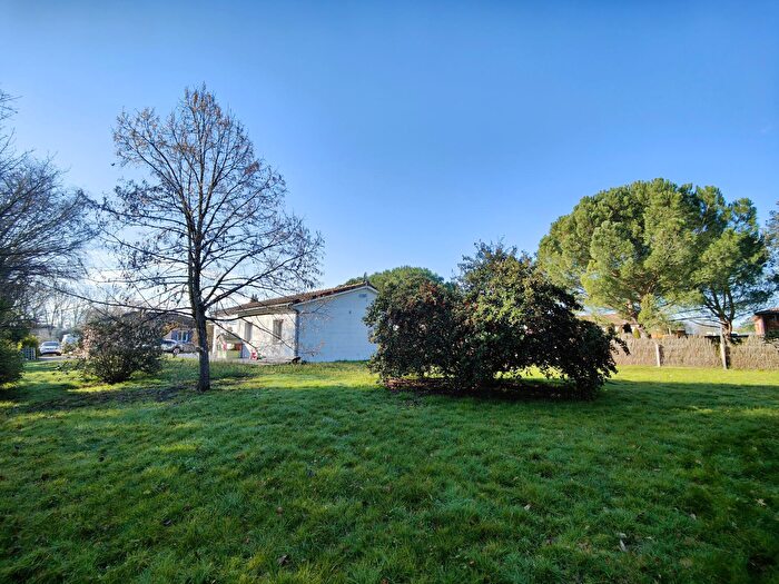 Maison à vendre - Montauban, Pays-Bas - 4 pièces - 3 chambres