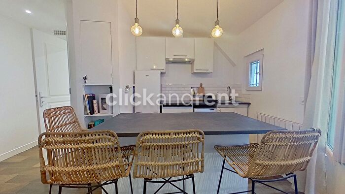 Paris 17ème, La Fourche, Guy Moquet : Appartement 2 pièces à louer