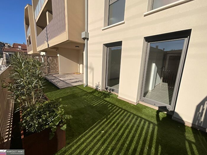 Appartement à vendre - Béziers, Champ de Mars - 3 pièces - 2 chambres