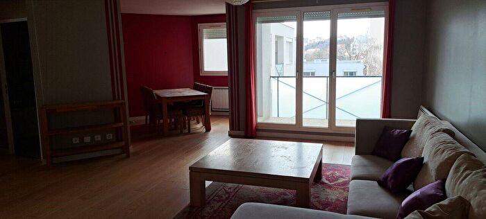 Appartement à louer - Montessuy, Caluire-et-Cuire - 3 pièces - 2 chambres