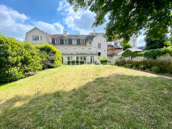 Appartement à vendre - Saint-Germain-en-Laye, Centre-ville, Quartiers forestiers - 5 pièces - 3 chambres