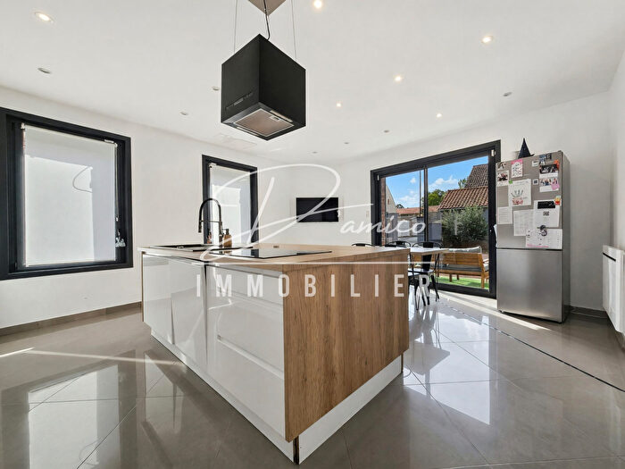 Maison 7 pièces à Avesnes-les-Aubert, à vendre