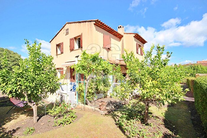 Maison à vendre - Antibes, Rabiac, Carriat, Les Semboules, Les Brusquets - 6 pièces - 4 chambres