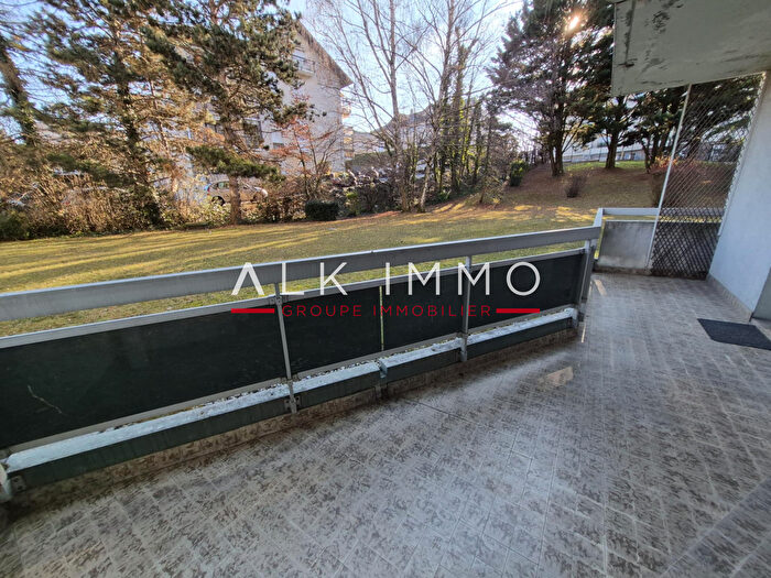 Appartement à vendre - Ville-la-Grand - 2 pièces - 1 chambre