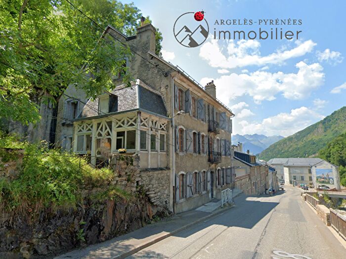 Maison à vendre - Barèges - 9 pièces - 5 chambres