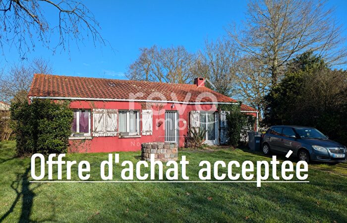 Maison à vendre - Saint-Colomban - 4 pièces - 3 chambres