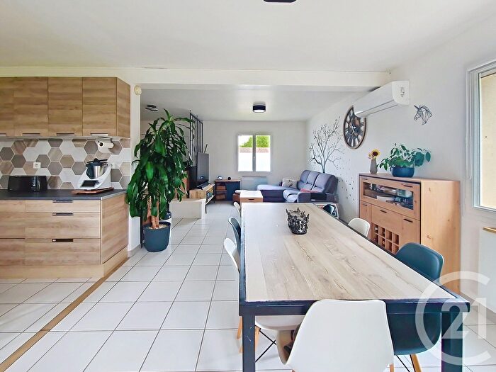 Gien, Ouest : Maison 5 pièces à vendre