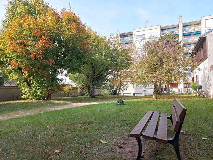 Appartement à louer - Jean Jaurès-Président Pompidou, Gagny - 2 pièces - 1 chambre