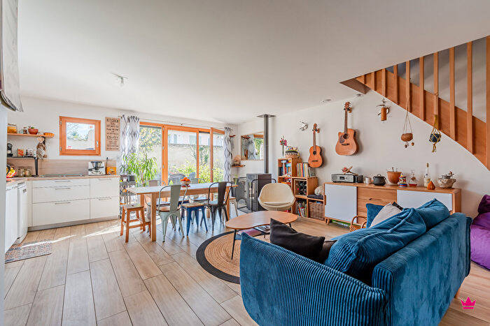 Vaulx-en-Velin, Village - Appartement 5 pièces à vendre