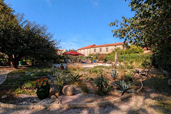 Maison à vendre - Sorède - 6 pièces - 4 chambres