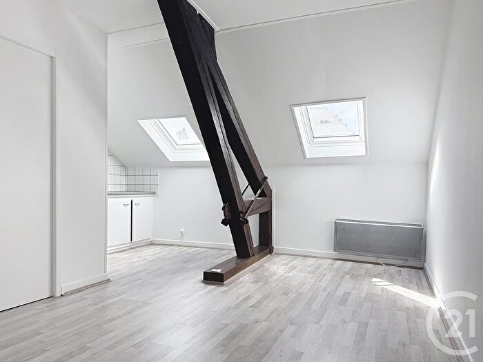 Appartement à louer - Remiremont - 1 pièce - 1 chambre