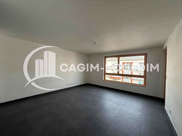 Appartement à vendre - Saint-Louis, Centre-ville - 3 pièces - 2 chambres