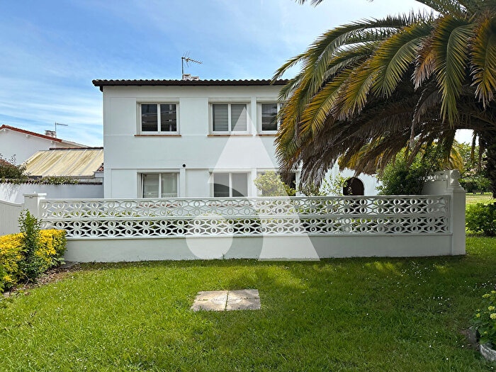 Maison à vendre - Anglet, Hardoy Courbois, Numa, Choisi - 4 pièces - 3 chambres