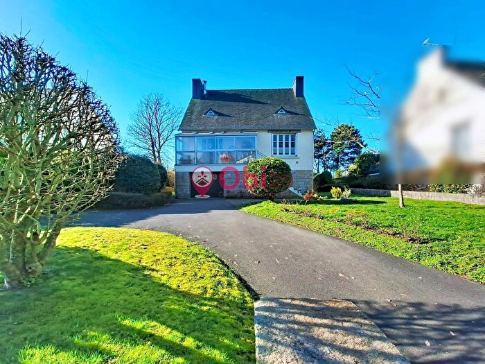 Maison à vendre - Châteaulin - 5 pièces - 3 chambres