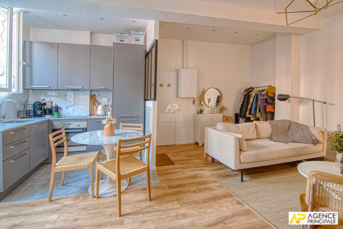 Appartement à vendre - Versailles, Notre Dame - 2 pièces - 1 chambre