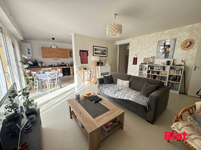 Appartement à vendre - Bruz, Chalotière, Pierrefitte - 3 pièces - 2 chambres