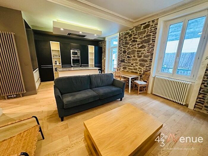 Saint-Étienne, Crêt de Roc : Appartement 4 pièces à louer