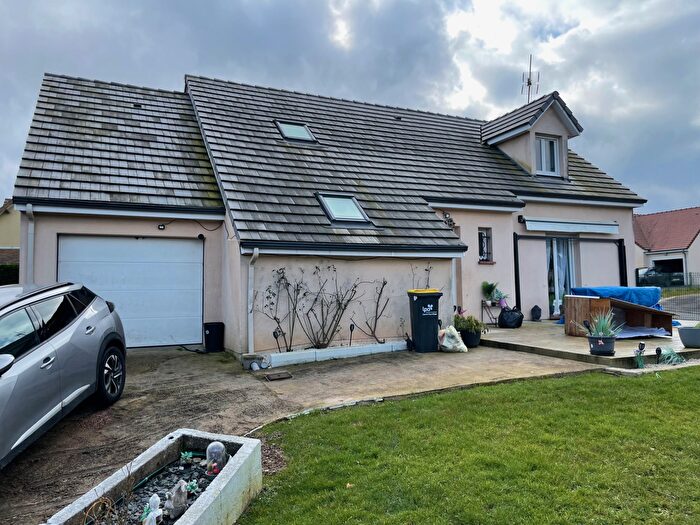 Maison à vendre - Thiberville - 6 pièces - 5 chambres