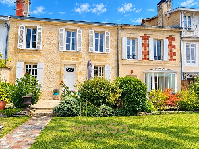 Maison 10 pièces à vendre - La Brède