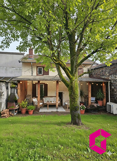 Maison à vendre - Arlanc - 5 pièces - 3 chambres