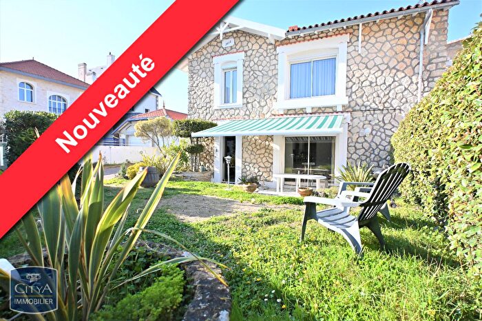 Maison à vendre - Royan, Le Parc, Plage de la Grande-Conche - 4 pièces - 3 chambres